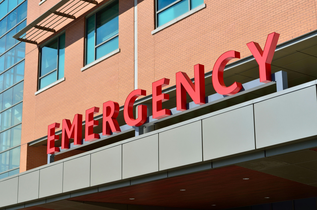 Behind the Scenes: A Night in the Emergency Room - Utah Hospital ...